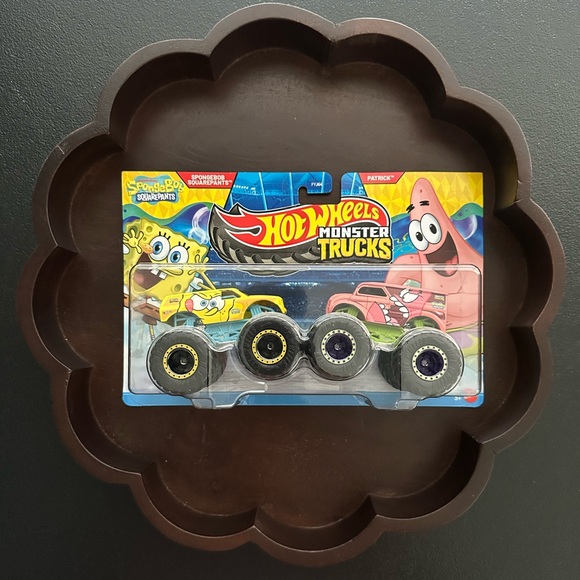 Mattel | Toys | Hot Wheels Monster Trucks Spongebob Squarepants Vs ...